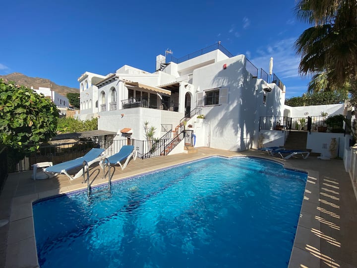 3 Bedroom 2 Bathroom Villa Mojacar Playa - Mojácar