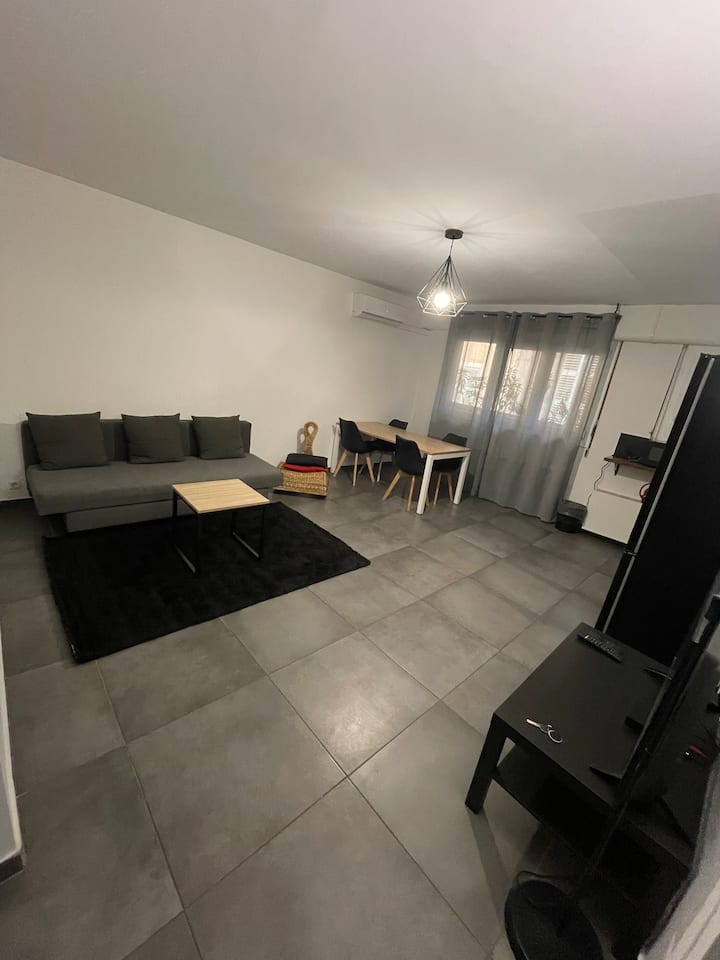 Appartement Neuf Et Moderne Face Gare St Charles - Marseille