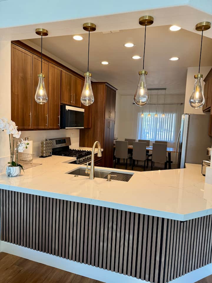 Super Clean & Cozy Home In The Court At The Park! - Rancho Cordova, CA