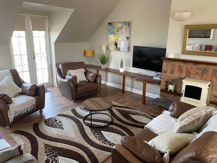Stunning 3 Bedroom House In The Heart Of Lahinch - Lahinch