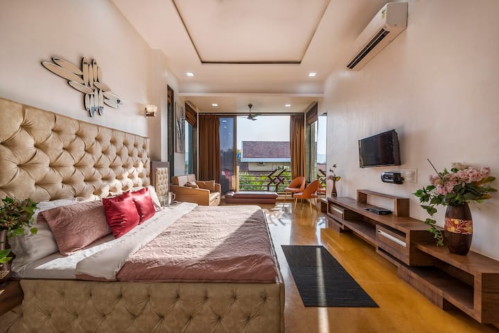 #1 5bhk Villa On Airbnb  "60 Ml Chalet" For 35 Ppl - Lonavla