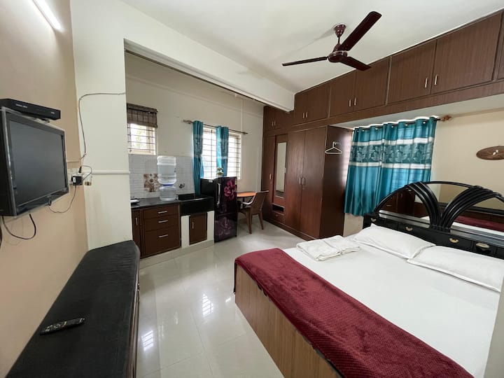 102 - Cozy Studio Flat W/wi-fi And Kitchen - Bangalore