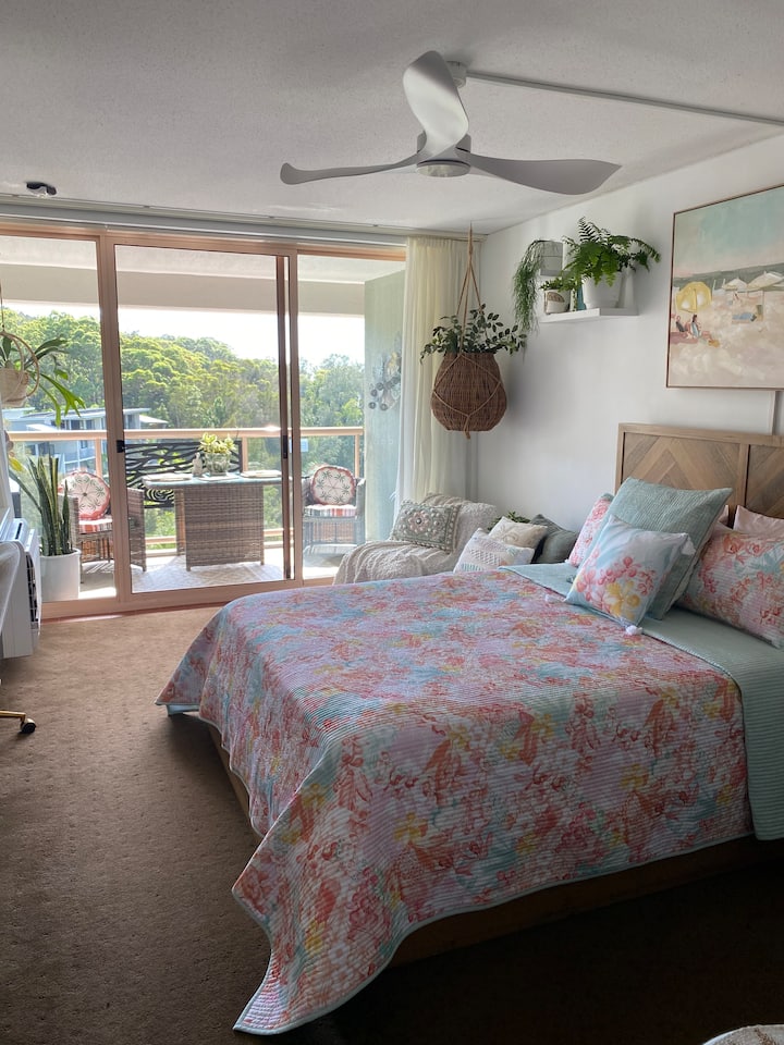 Studio Has Lagoon Views At Pacific Bay Resort - Coffs Harbour, Australia