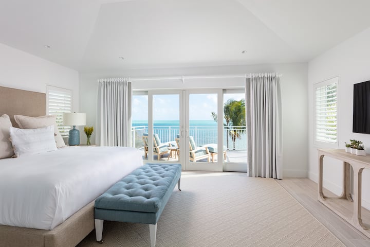 4 Bedroom Oceanview Villa – Capacity 8 - Bahamas
