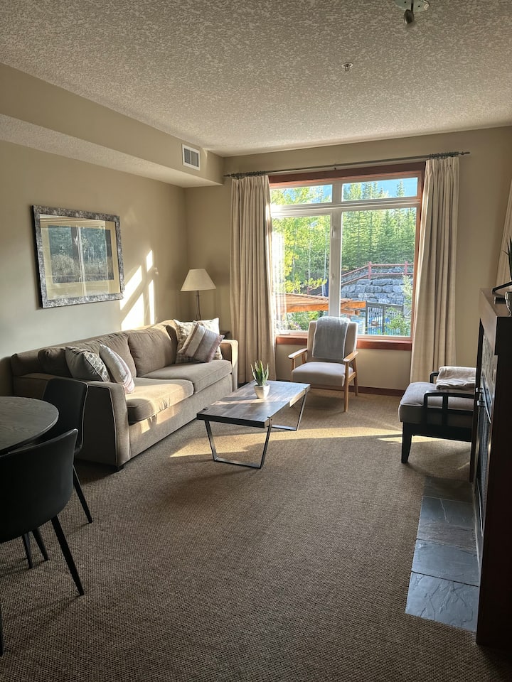 Lux Blackstone Suite With Mountain Views - Canmore