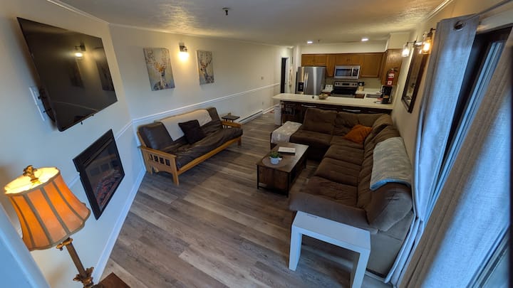 Winterplace D106 Ski In Ski Out Condo First Floor - Winterplace Ski Resort, WV