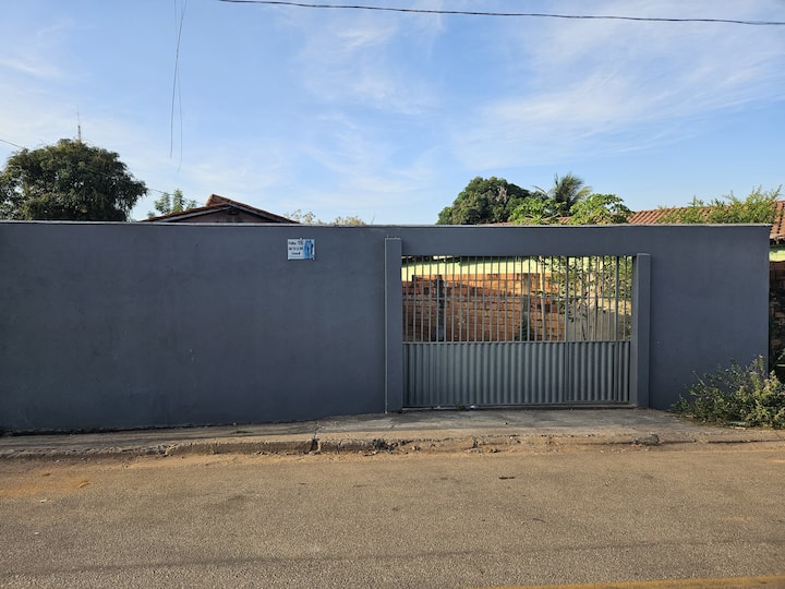 Casa Com Dois Quartos E Garagem, Loc. Nova Marabá - Marabá