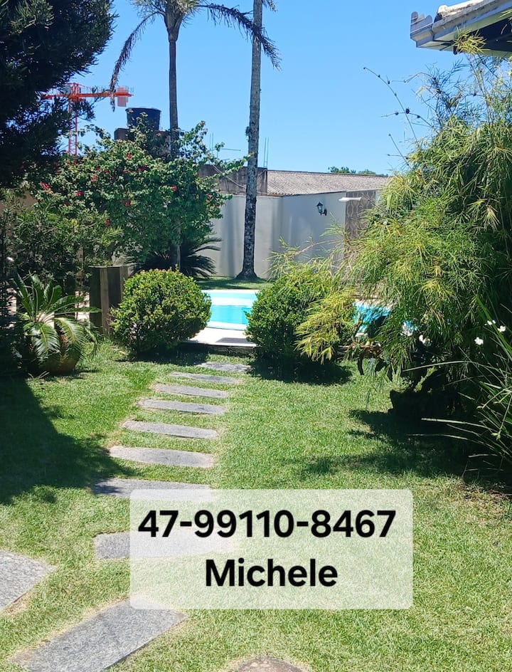 Casa Charmosa Com Piscina Beto Carrero - Penha