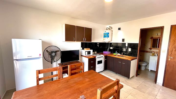 Monoambientes Amplio C/cochera Una Cuadra Del Mar - Mar de Ajó