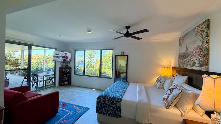 Entire Sea View 1 Apartment. - Coffs Harbour