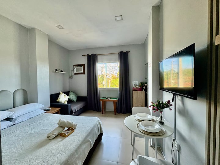 Modern Chic Free Netflix/wi-fi & Parking - Dasmariñas