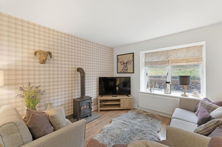 2 Bed In Ambleside (Oc-lr215) - Hawkshead