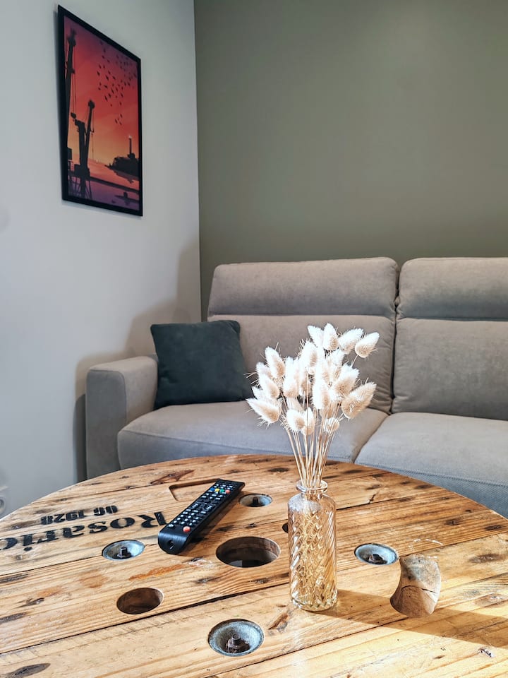 Central Studio, Unmatched Price! - Brest, France