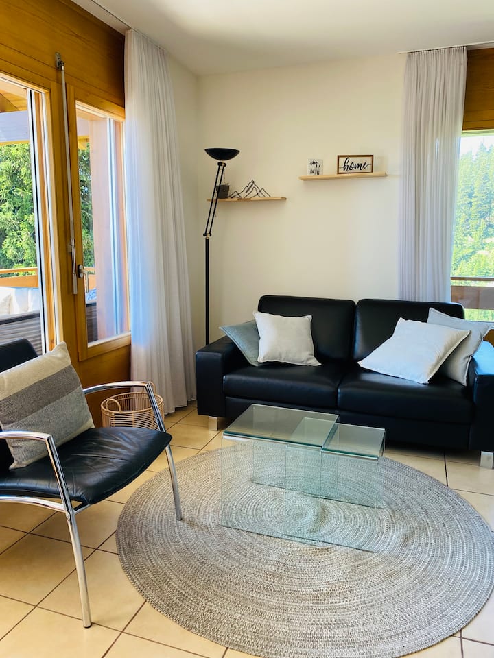 Schöne Wohnung Direkt Bei Der Gondelstation - Crans-Montana