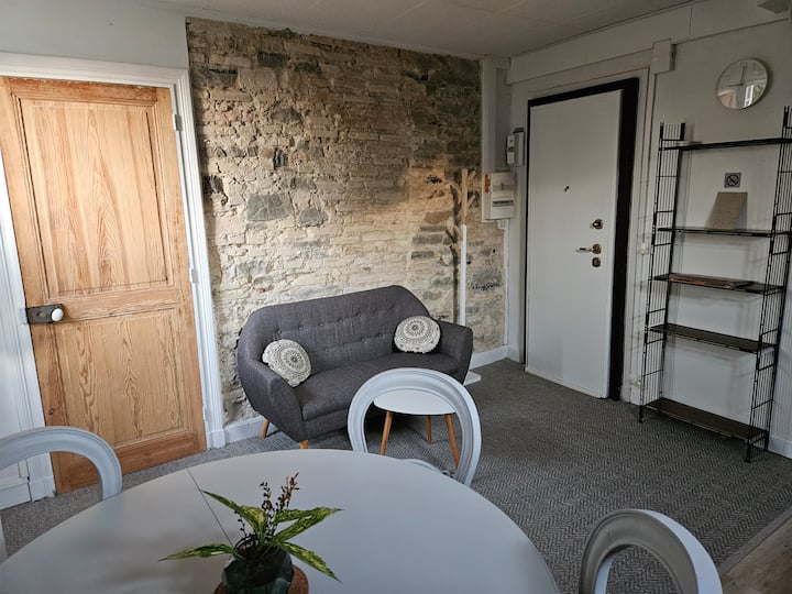 Très Joli Appartement Entièrement Rénové, Calme. - Bayona, Francia