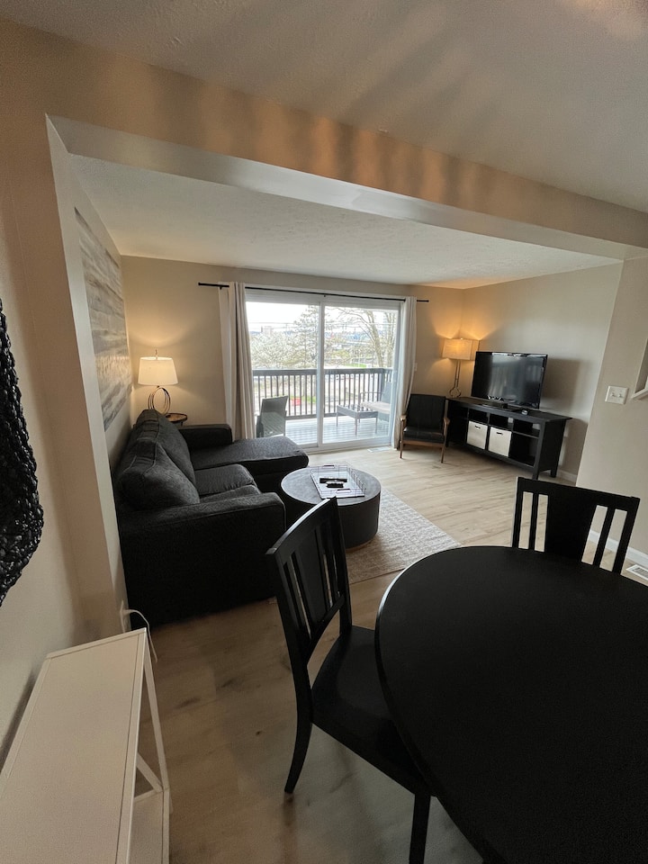 Bluegrass Townhouse Ii
2 Mins From Downtown Cincy - Covington, KY