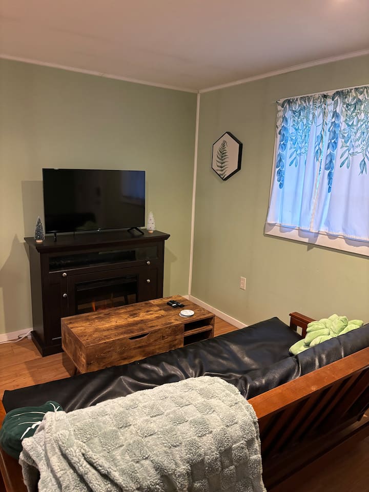 Pet Friendly Casita Near Rodeo And Bike Trails - Tehachapi, CA