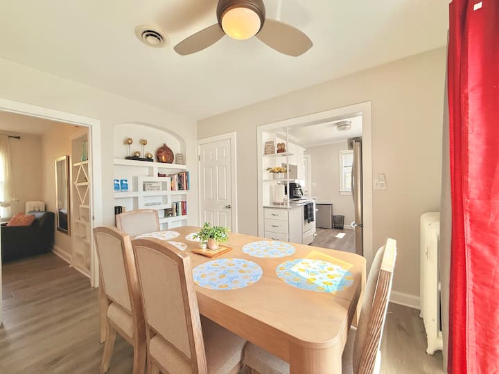 Walk To Metro/entire Single House/3 Master Bedrms - Rockville, MD