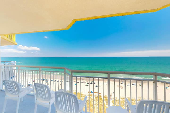 Bay Watch 1022: 2br Oceanfront | Balcony - North Myrtle Beach