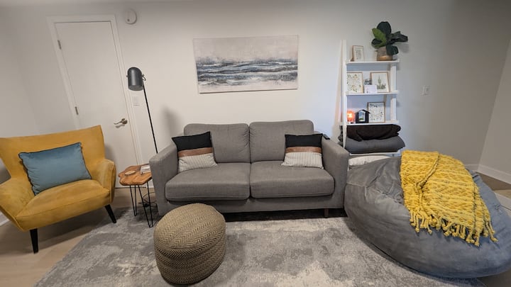 Modern King Suite In Quiet South Nashville - Nashville, TN