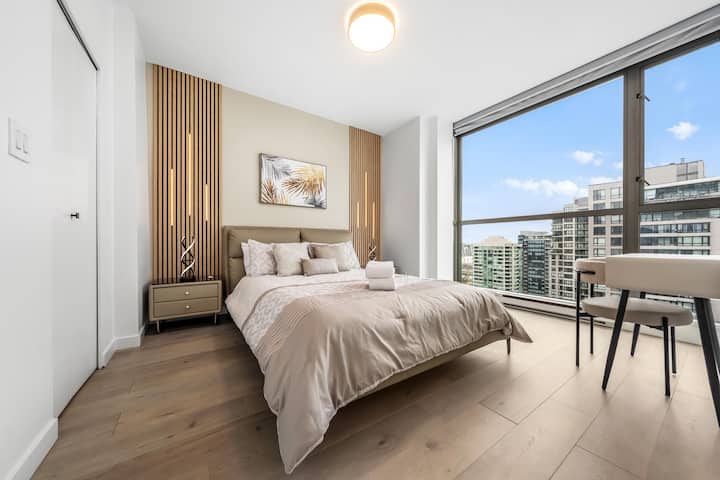 Beautiful Condo Heart Of Downtown +Free Parking - バンクーバー