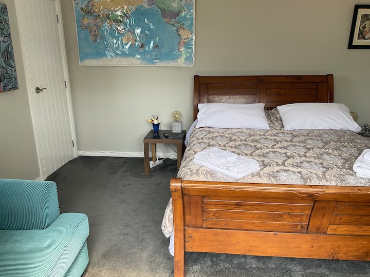 Pet Friendly, Hot Spa Pool; Walking Distance Town - Ashburton