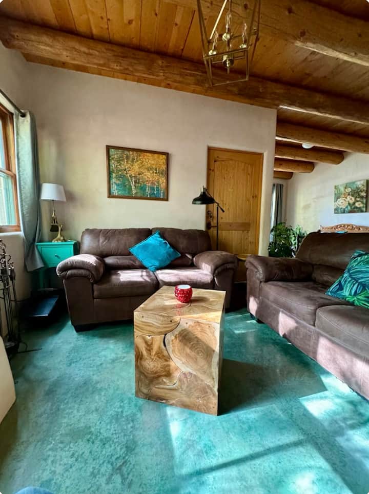 Comfy Hm By Plaza - Taos, NM