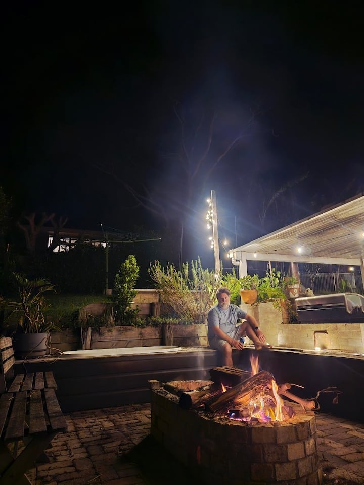 Aloha Forster - Forster