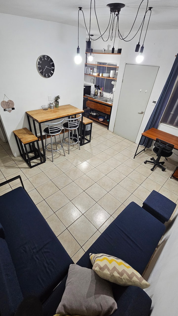 Casa Lógica, Al Sur De Chihuahua, 2 Habitaciones. - Chihuahua