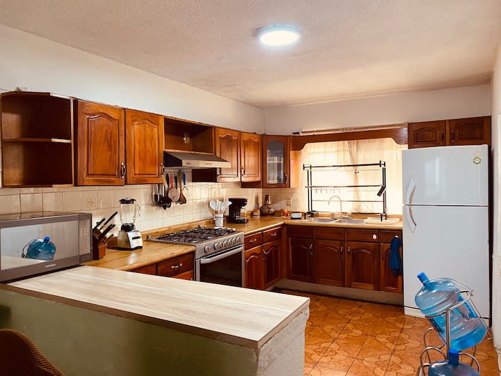 Hospedaje De Tita- Amplio Espacio Para Tu Familia - Guadalajara
