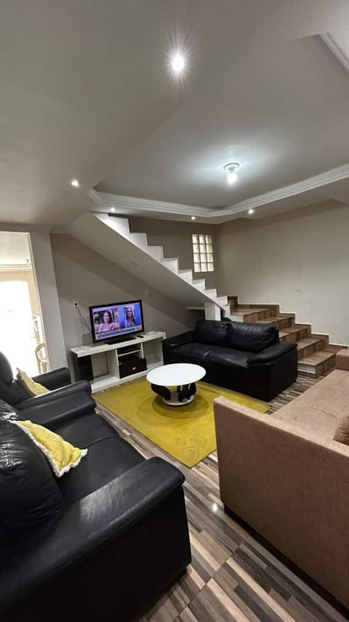 Casa Da Família Em Aparecida -Wi Fi-5min Basilica⛪ - Aparecida