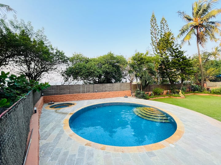 Villa By The Sea By Verandah - Mumbai
