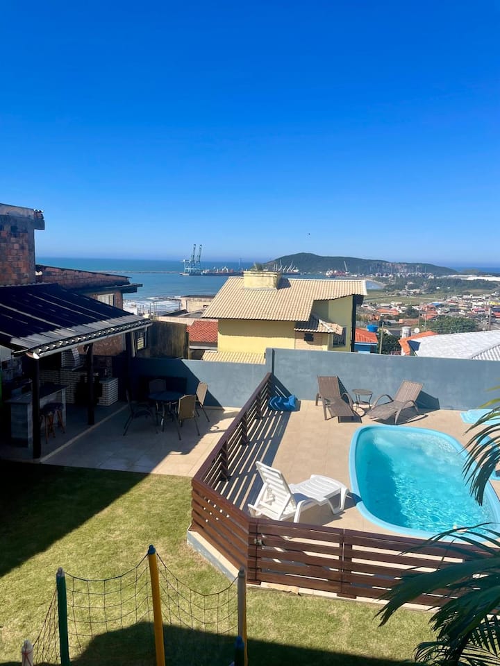 Casa 3 Quartos Com A/c, Piscina E Mobilia Completa - Imbituba