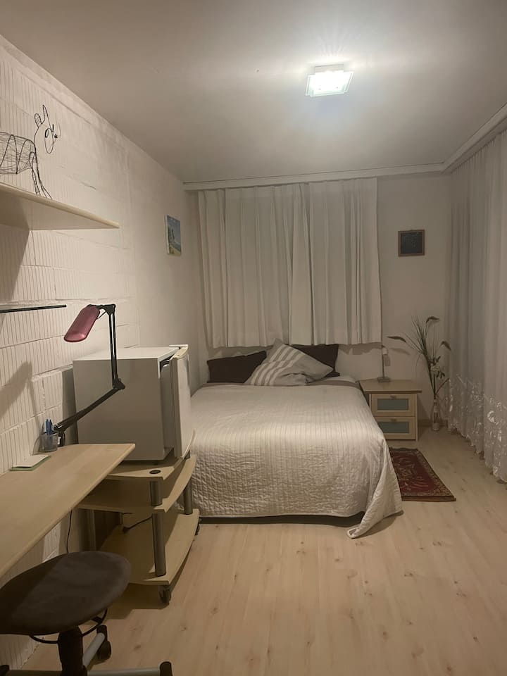 Zimmer (2) Im Einfamilienhaus - Rapperswil-Jona