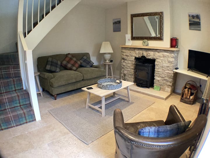 Cosy Cotswold Cottage For Couples, Dog Friendly, - Moreton-in-Marsh