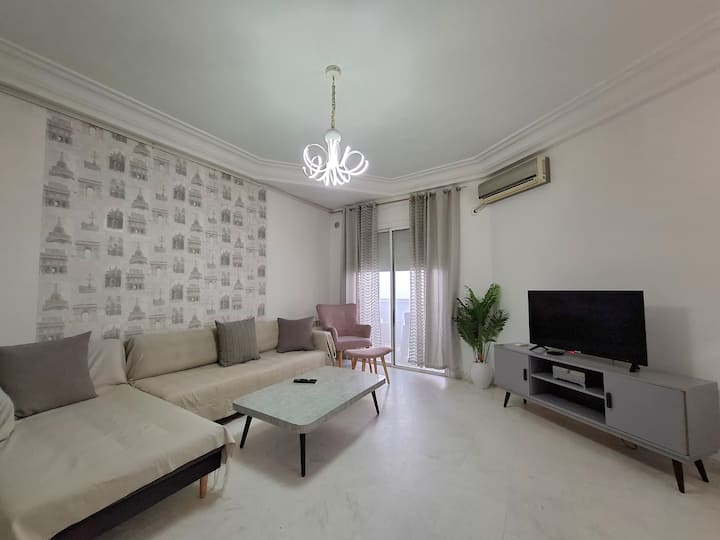Peaceful 1-bedroom Apartment In El Wahat - Tunis