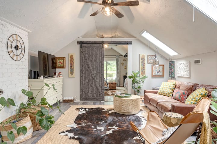 Bird’s View Loft Of Historic Haymount - Fayetteville, NC