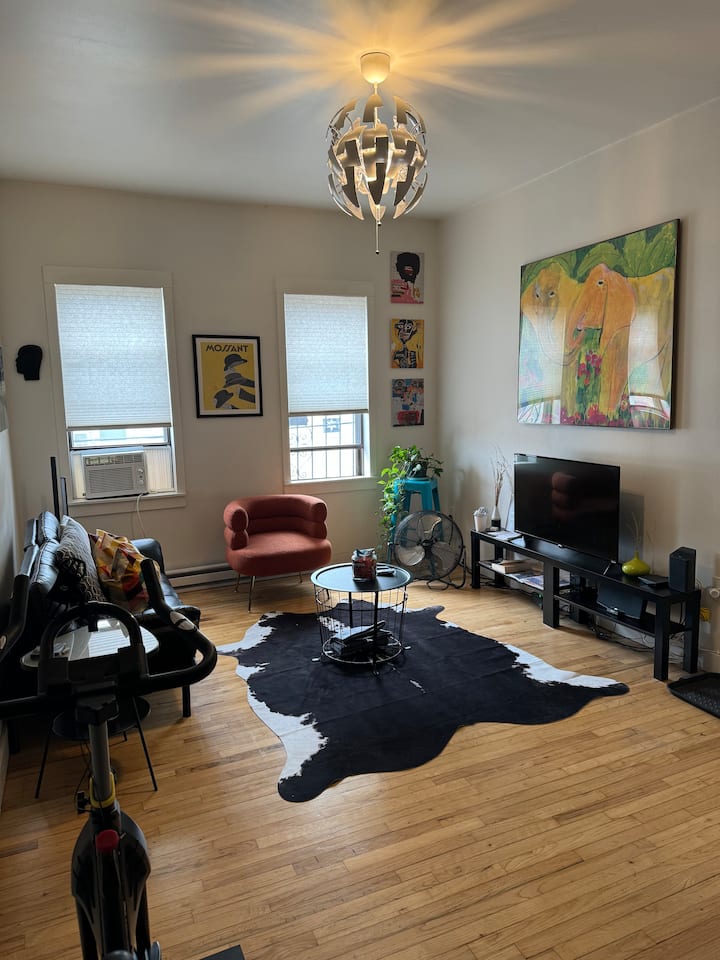Cozy Condo - New York City