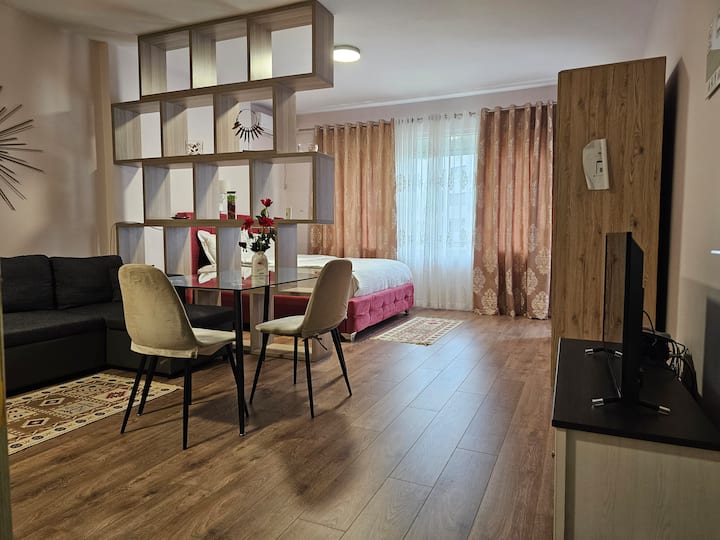 Astir Urban Retreat - Tirana
