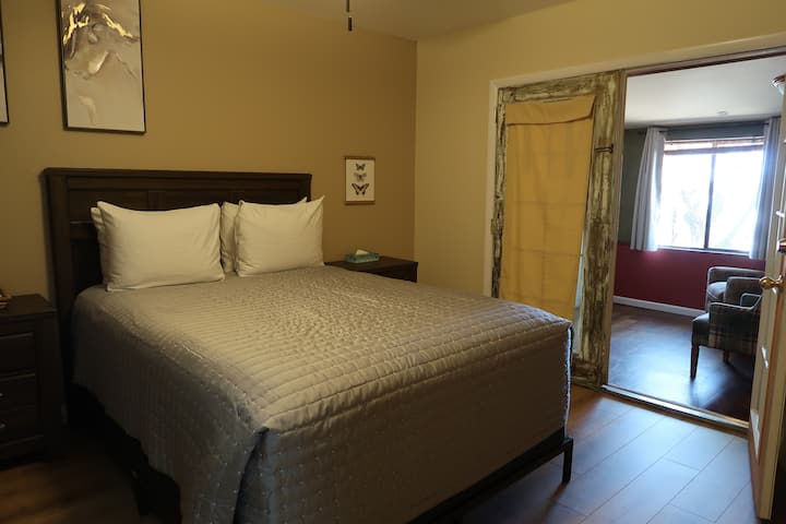 Mariposa #3 / King Room In Bed & Breakfast - Arizona
