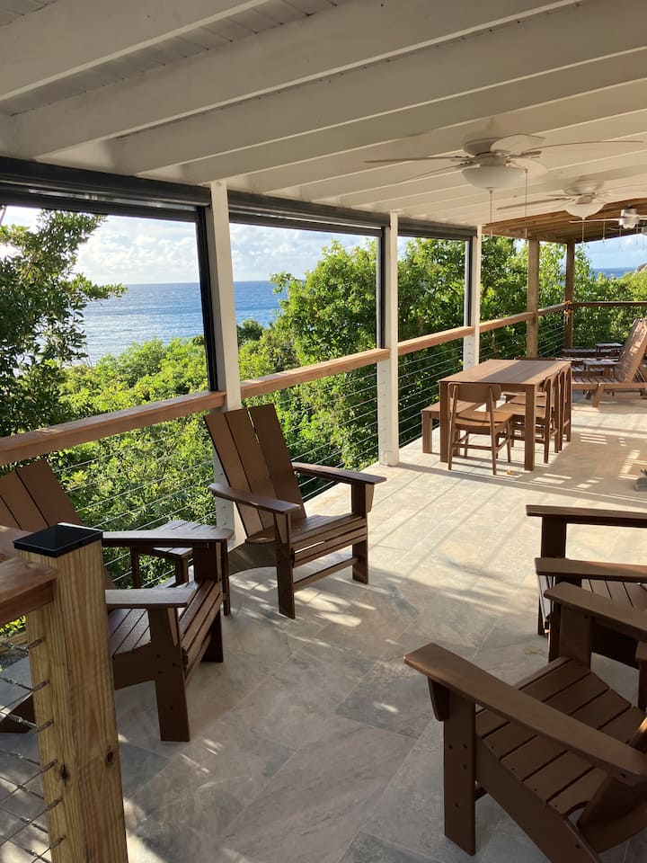 Beachfront Cottage In Privateer Bay𓆉 - East End