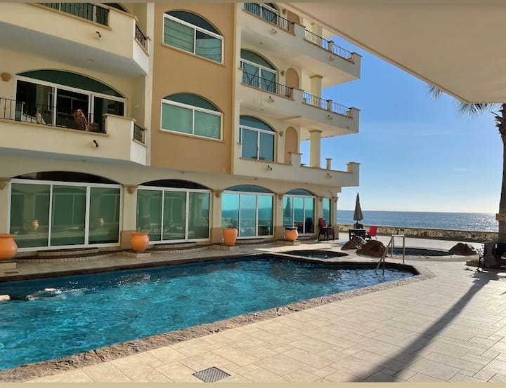 Encantador Departamento A La Orilla Del Mar - Mazatlan