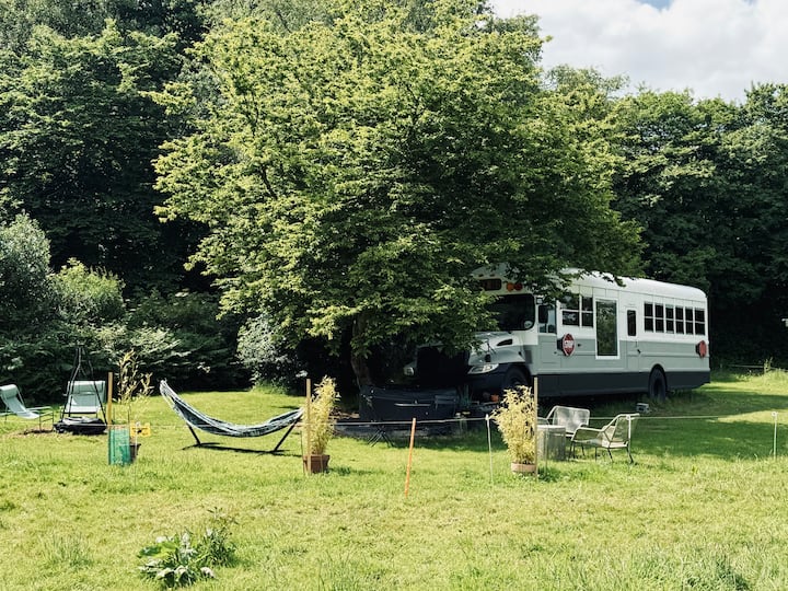 Romantic American School Bus +Hot Tub Sussex Views - Uckfield