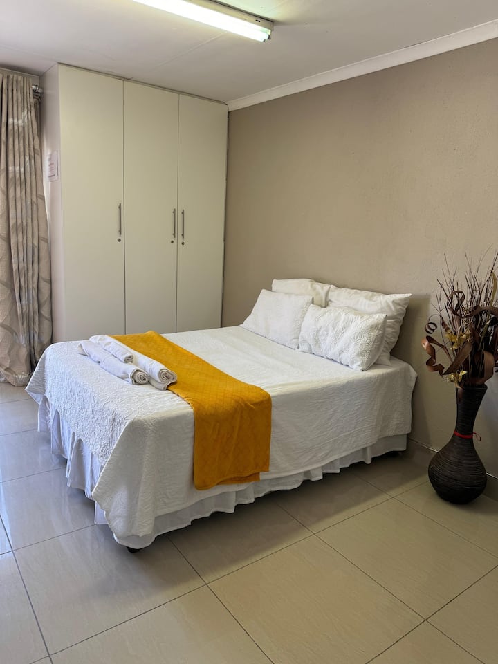 Willowdale-home Away From Home - Polokwane