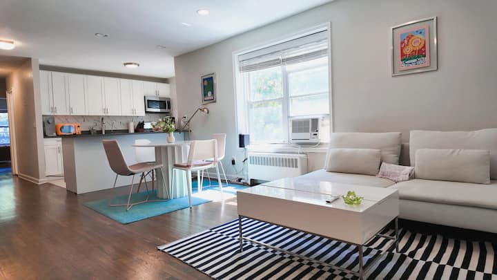 Entire One Bed Room Parking Including Near Nyc - West New York, NJ