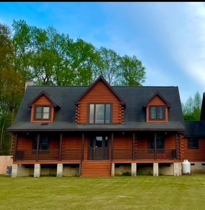 East Carolina Cabin 20 Acres - Goose Creek State Park, Washington