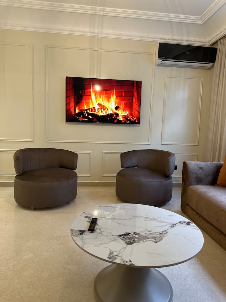 Très Bel Appartement Avec  Terrasse - Kasablanka