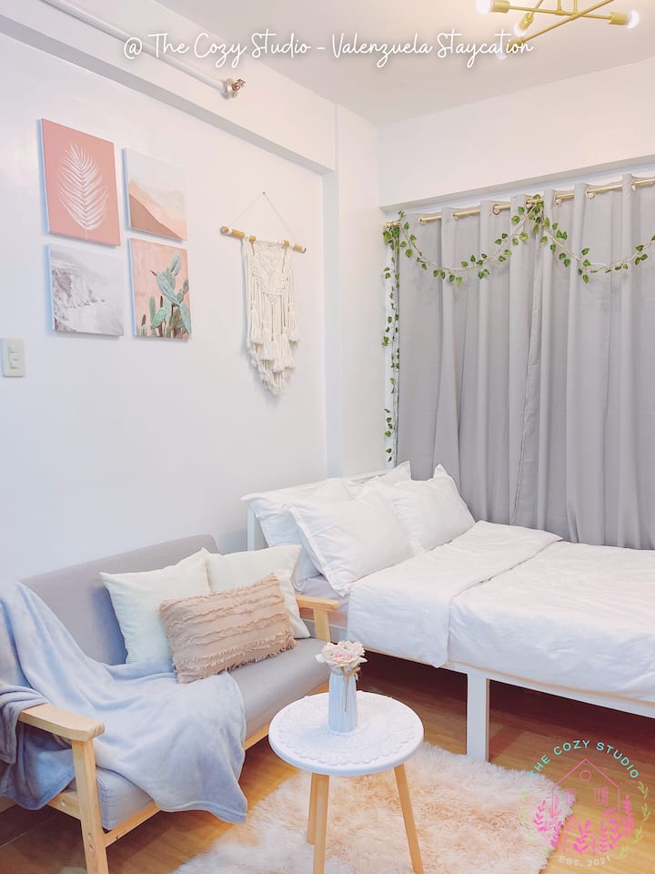 Fresh & Cozy Studio 1 In Valenzuela |Wifi |Netflix - Valenzuela