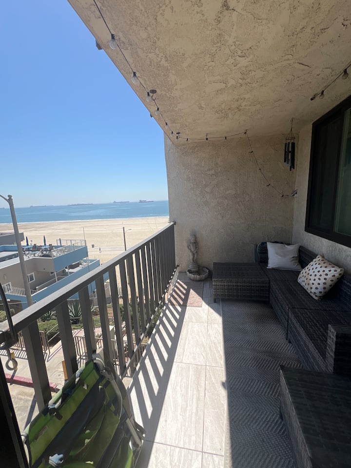 1br W/ ☀️Sunset Views + 🏖 Beach + 🍺 🍷 Walkable - Long Beach, CA