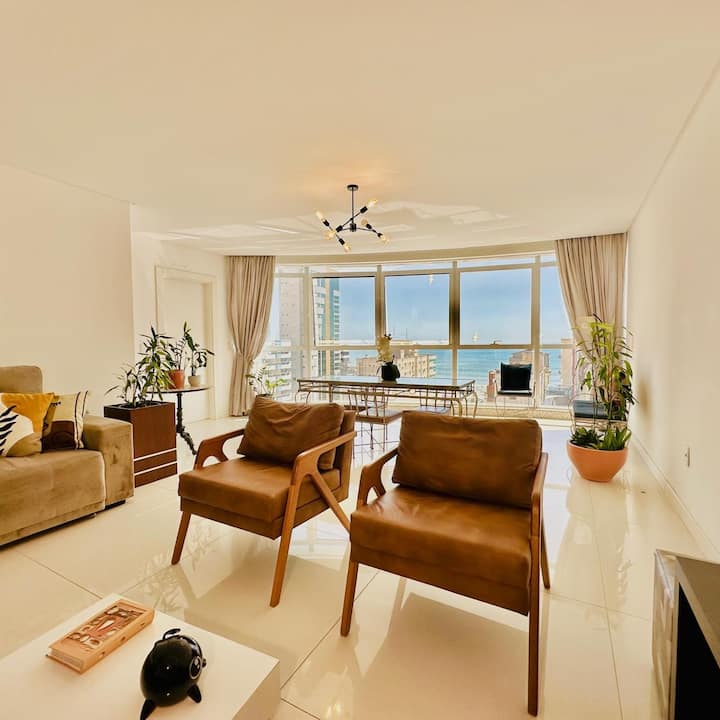 Apto Bem Localizado, Vista Pro Mar E Climatizado. - Porto Belo